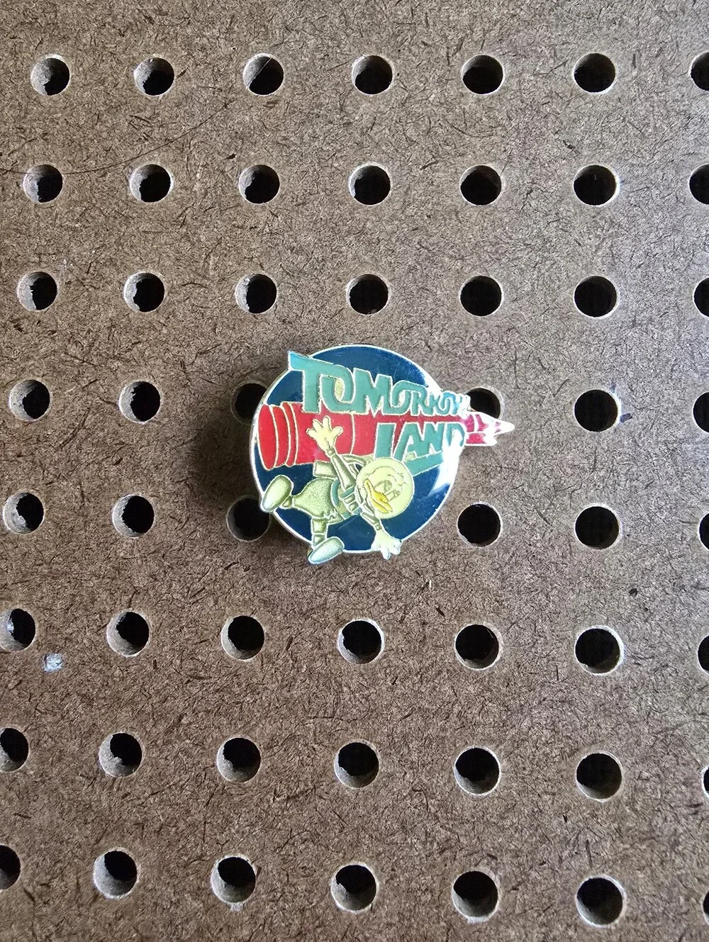Walt Disney | Accessories | Vintage 985 Disney Tomorrow Land Donald ...